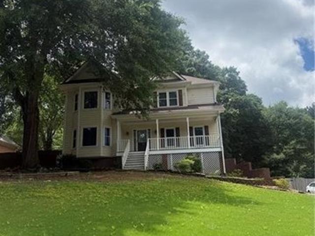 2031 Lakewood Cir, Grayson, GA 30017