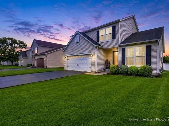 2031 Ridge Moor Dr, Plainfield, IL 60586