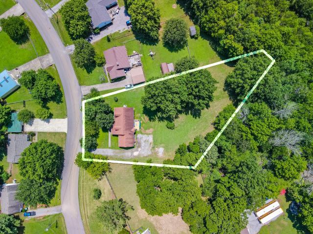 2031 Sugartree Dr