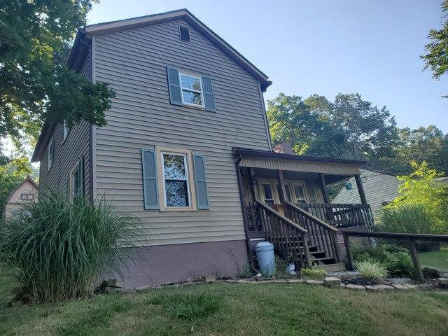 2031 S Carpenter Dr, Covington, VA 24426
