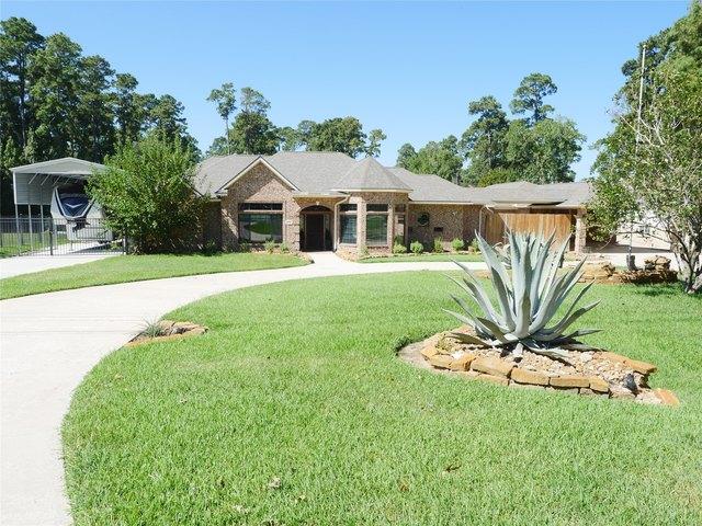 2031 Silver Moon Trl, Crosby, TX 77532