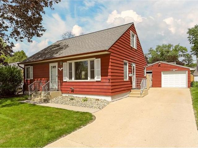 2031 17 1/2 St NW, Rochester, MN 55901