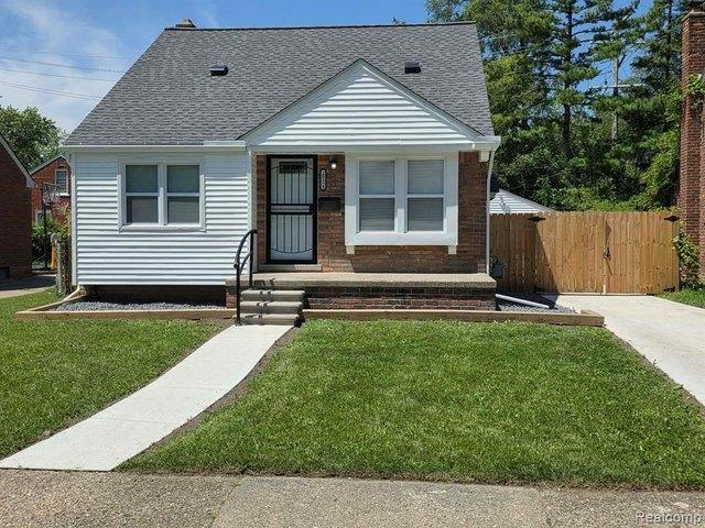 20323 Regent Dr, Detroit, MI 48205
