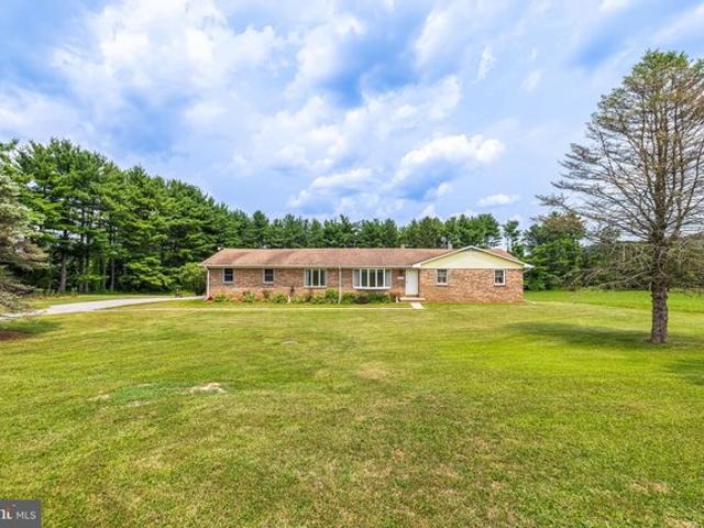 20321 Middletown Rd, Freeland, MD 21053
