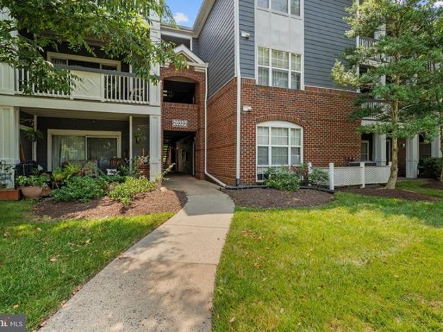 20322 Beechwood Ter Unit 202, Ashburn, VA 20147