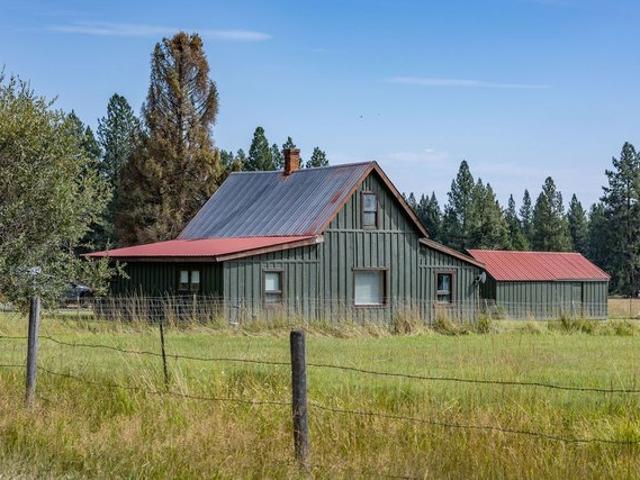 2032 Middle Bear Creek Rd, Victor, MT 59875
