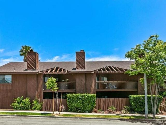 2032 Orizaba Ave 3, Signal Hill, CA