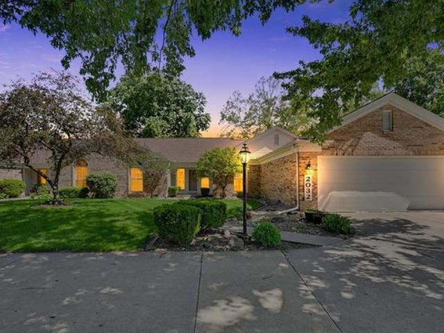 2032 Bentbrook Dr Unit 2032, Champaign, IL 61822
