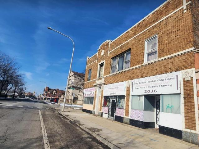 2032 E 79th Street