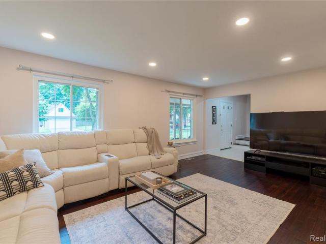 2032 Kristin Drive