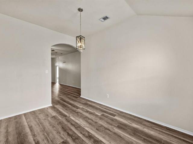 2032 Sunny Side Drive