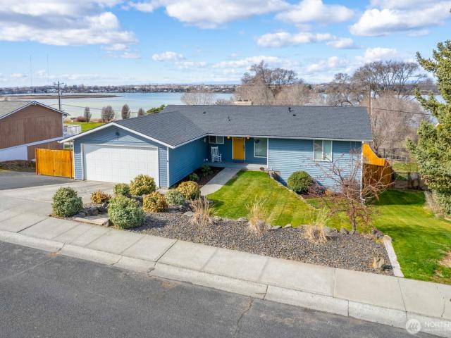 2032 S Beaumont Drive