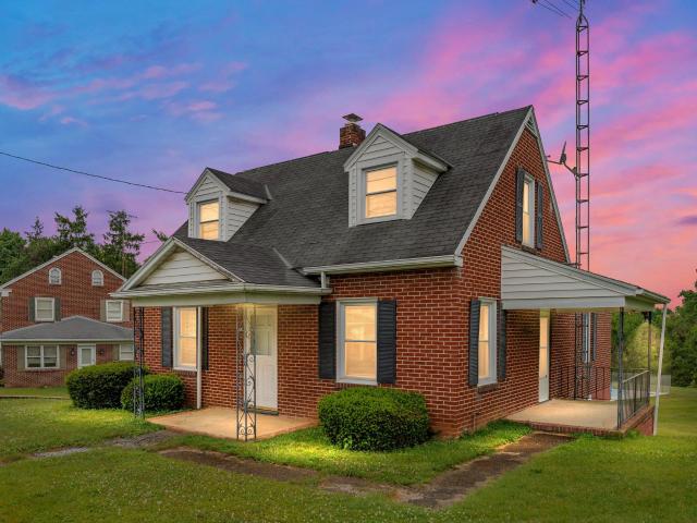 20330 Jefferson Boulevard