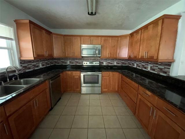 20331 County Road 510V, Brazoria, TX 77422 | MLS #6546 | Compass
