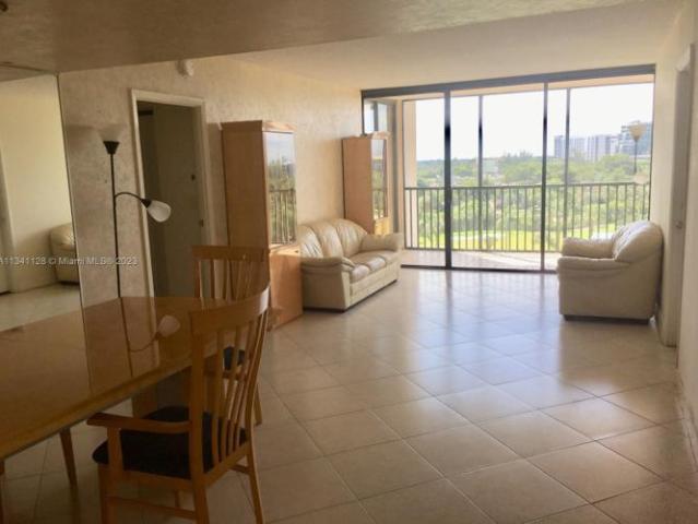 20335 Country Club Dr W #702, Aventura, FL 33180