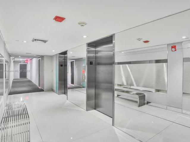 20335 Country Club Dr W #703, Aventura, FL 33180