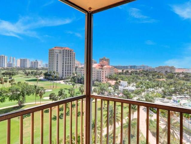20335 Country Club Dr W #909, Aventura, FL 33180