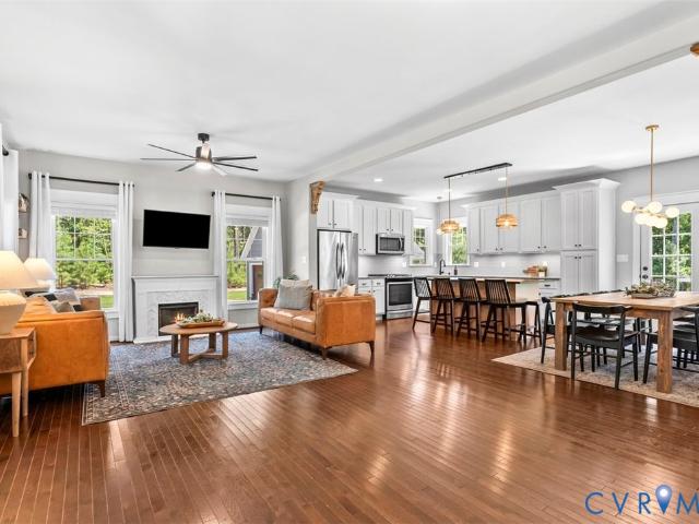 2033 Moseley Road