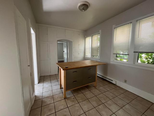 2033 N Cambridge Ave, Unit 1