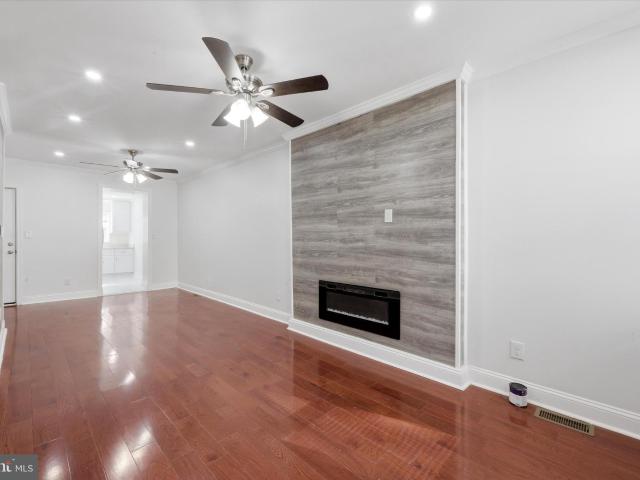 2033 N Mascher St, Philadelphia, PA 19122 | MLS #PAPH2562