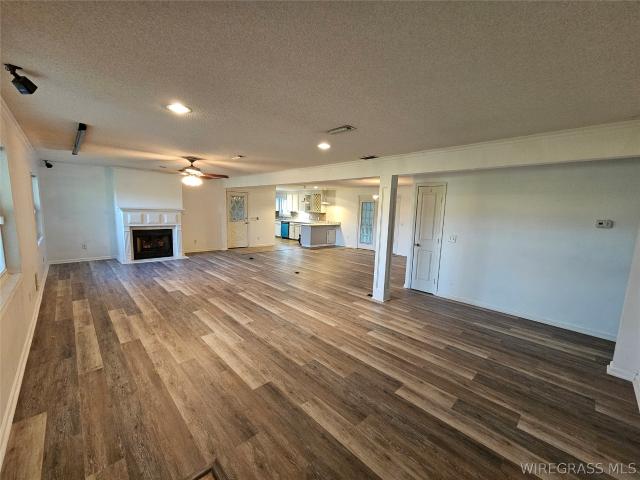 2033 County Road 712