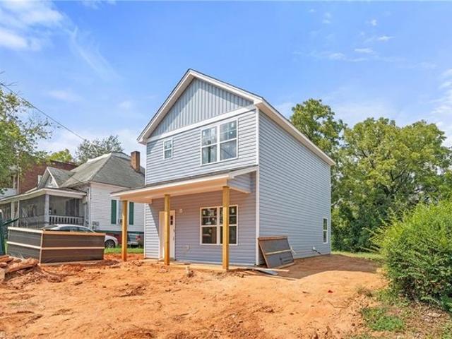 2033 E 14th St, Winston Salem, NC 27105