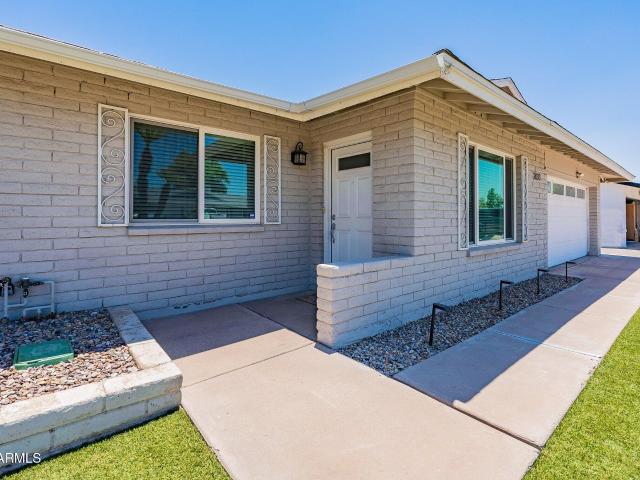 2033 e harvard drive