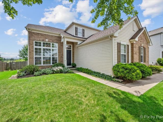 2033 Greenview Drive