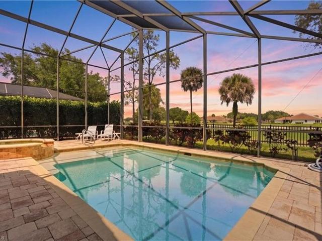 2033 Isla De Palma Cir E, Naples, FL 34119