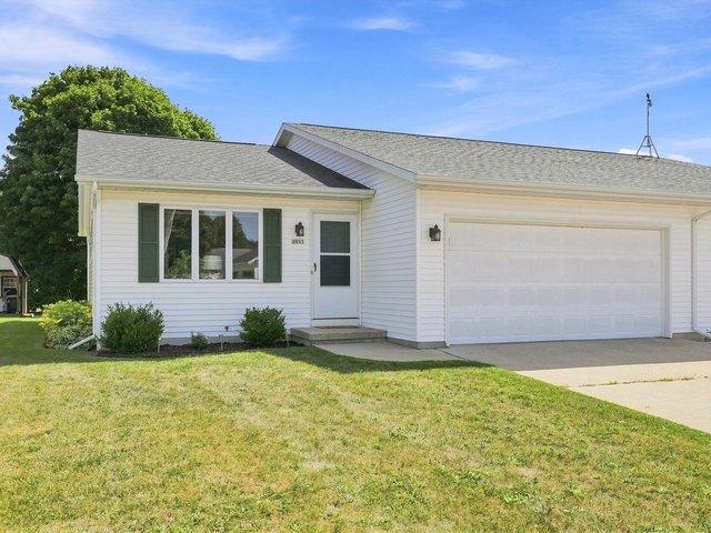 2033 Kellner St, Manitowoc, WI 54220