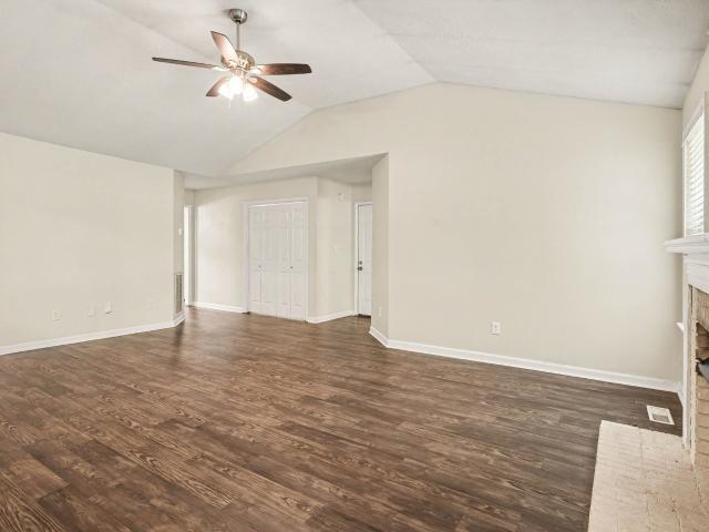 2033 Prescott Way