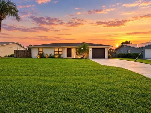 2033 SW Gemini Ln, Port Saint Lucie, FL 34984