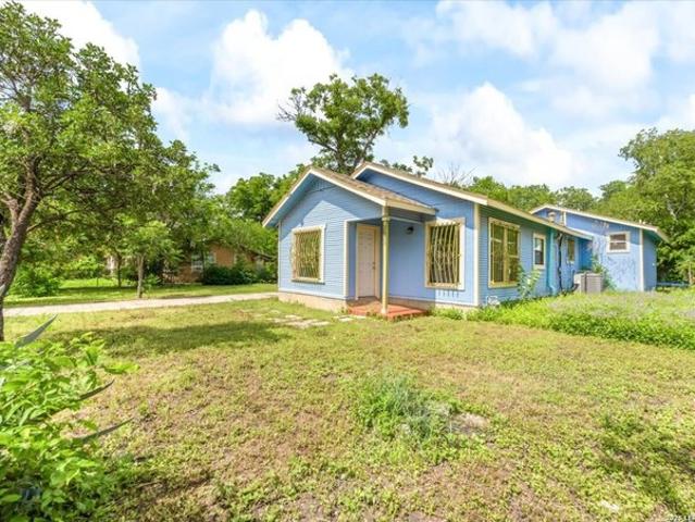 2033 SW 19th St, San Antonio, TX 78207
