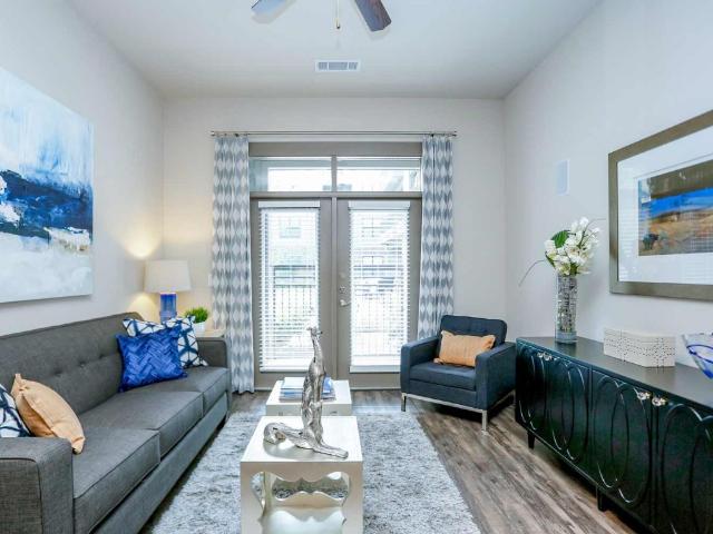 2033 S Gessner Rd, Unit 4304, Houston, TX 77063 | MLS #23554