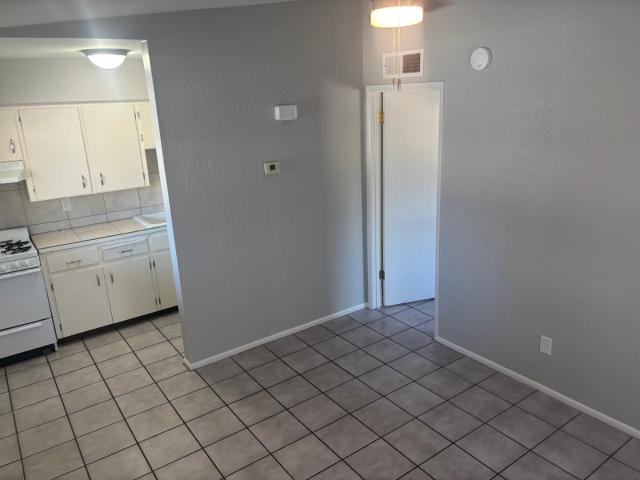2033 S Forest Avenue # Apt 6