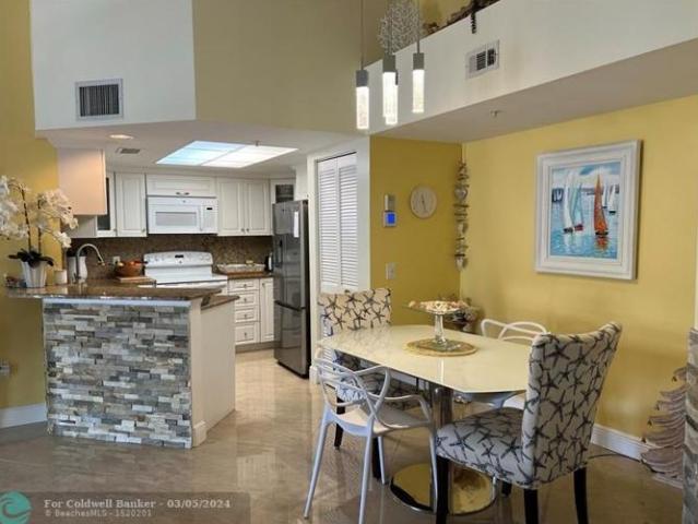 2033 SE 10th Ave #619, Fort Lauderdale, FL 33316
