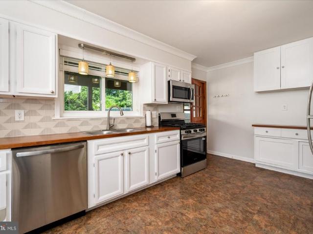 2033 Shore Drive