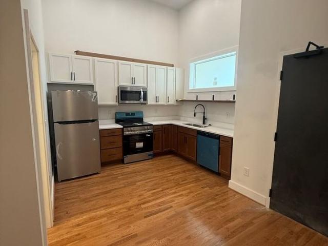 2033 W Broad St 1 Bedroom Apartment for Rent at 2033 W Broad St, Richmond, VA 23220 The Fan