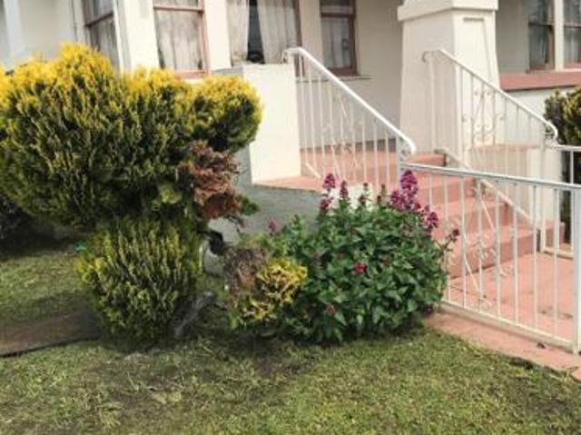 2033 87th Ave, Oakland, CA 94621