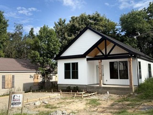 203 15th Ave E, Springfield, TN 37172