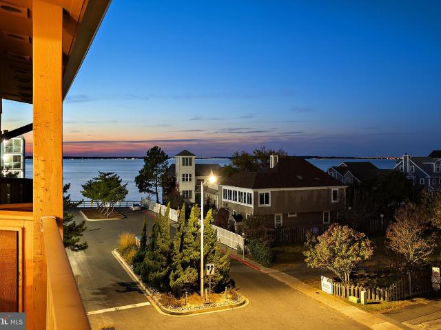 203 33rd St, Unit 40702, Ocean City, MD 21842 | MLS #MDWO2037