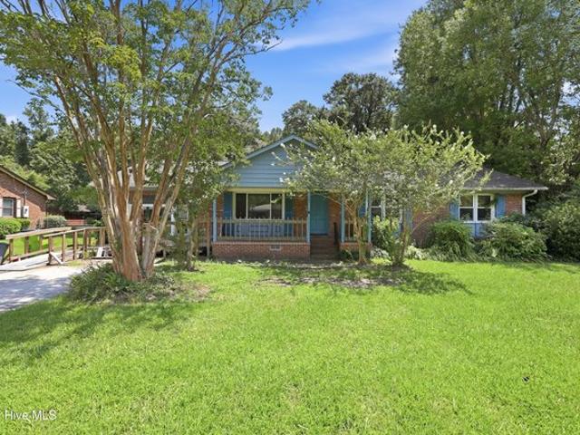 203 Carolina Pines Blvd, New Bern, NC 28560