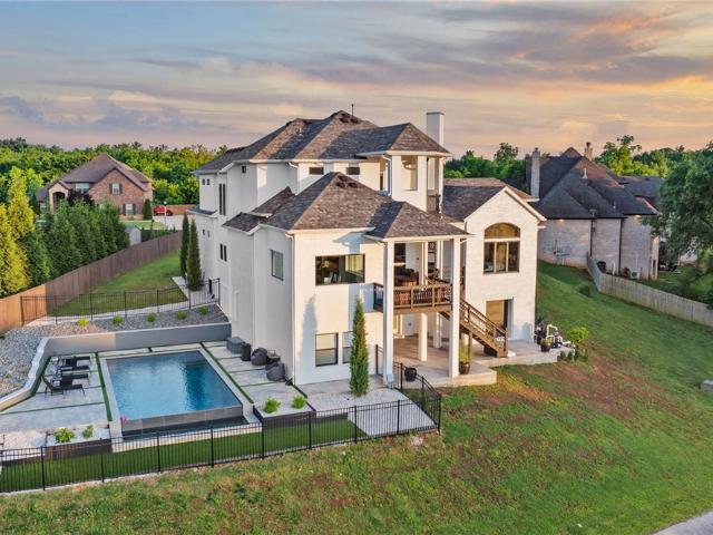 203 Cascade Circle