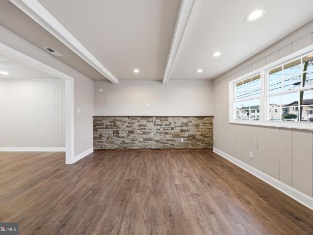 203 Central Ave, Woodbury Heights, NJ 08097 | MLS #NJGL2070