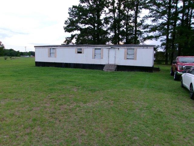 203 Chase St, Nichols, SC 29581