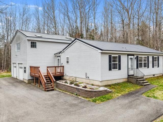 203 Clark Hill Rd, Holden, ME 04429