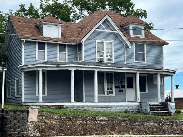203 Aid Ave, West Plains, MO 65775