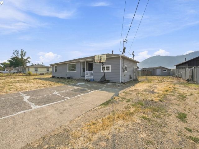 203 alameda st