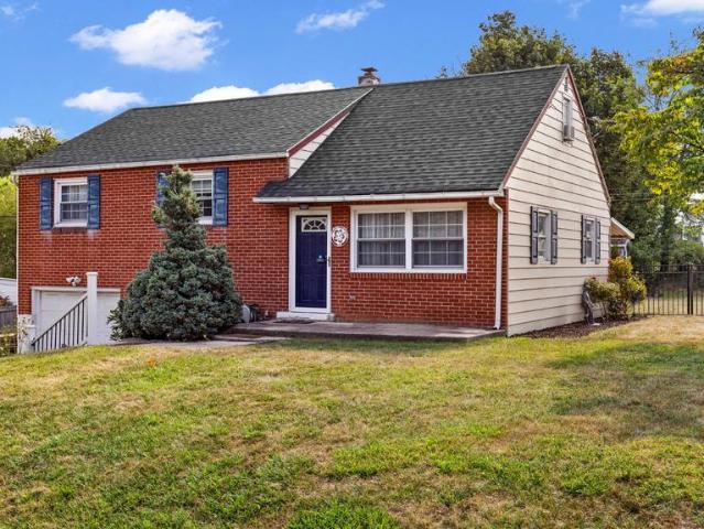 203 Ashwood Way
