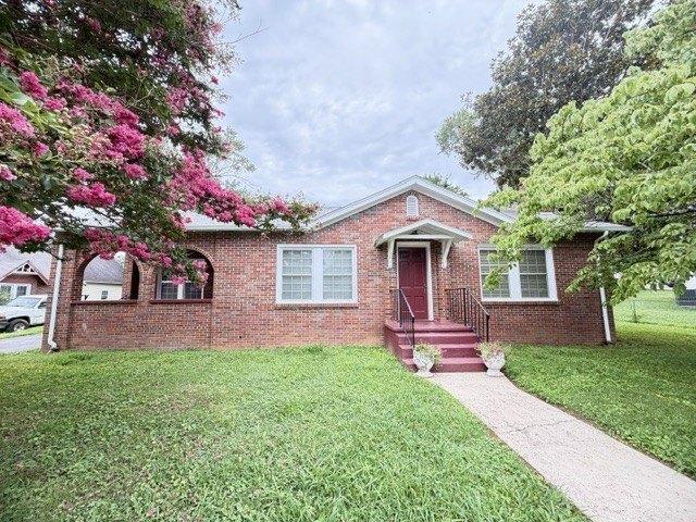 203 Bennett St, Decherd, TN 37324